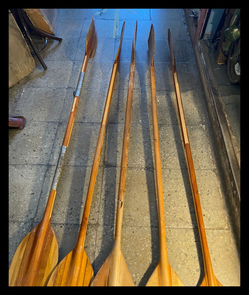 II.3333 REMOS DE MADERA – la anticuaria